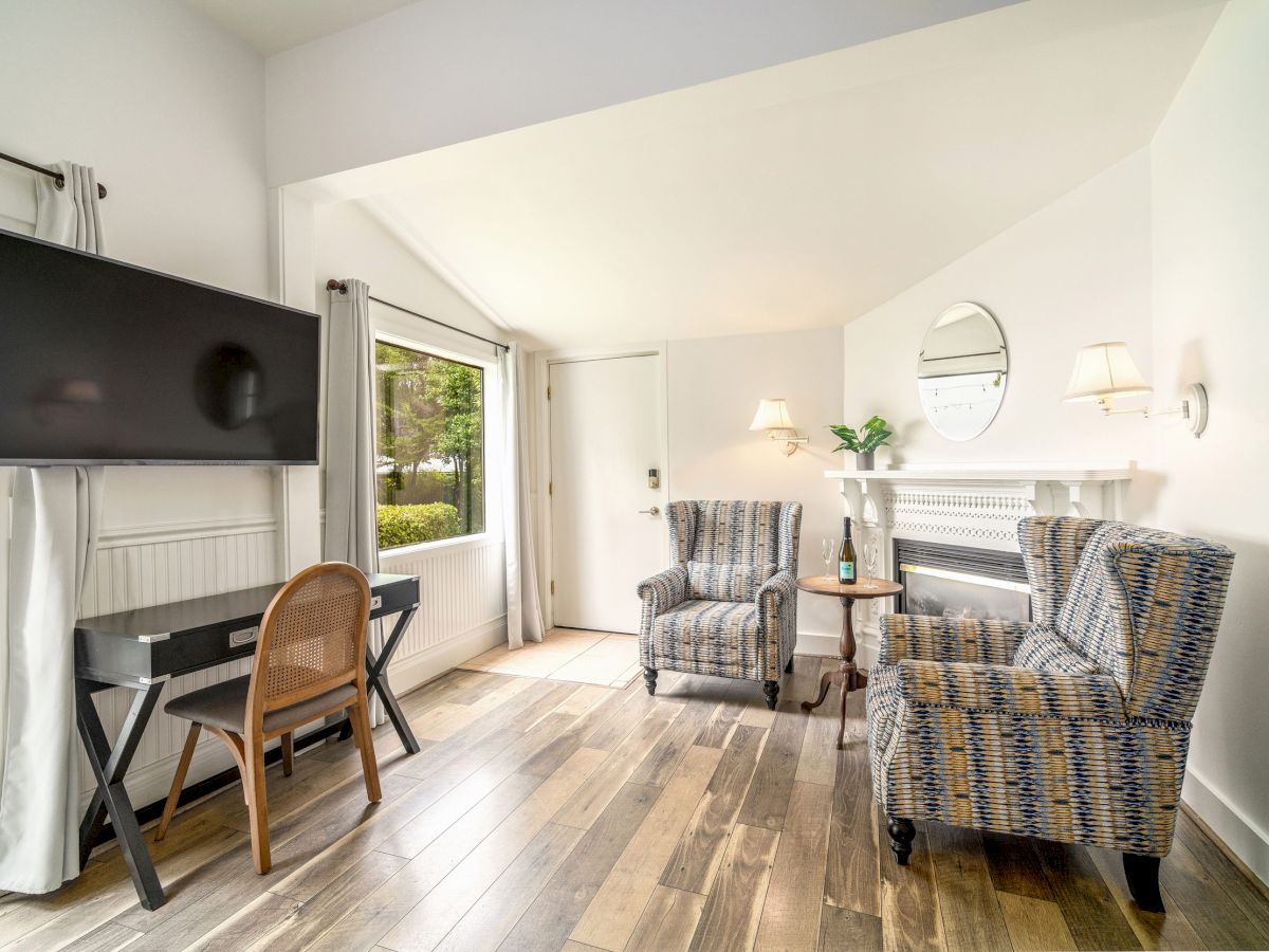 Mendocino Cottages With Ocean View - Agate Cove Inn™