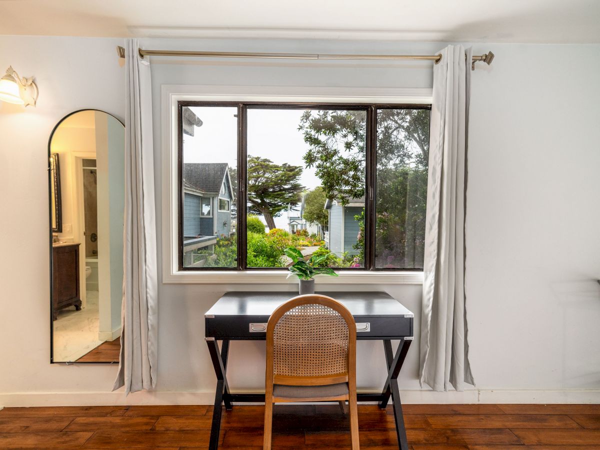 Mendocino Cottages With Ocean View - Agate Cove Inn™