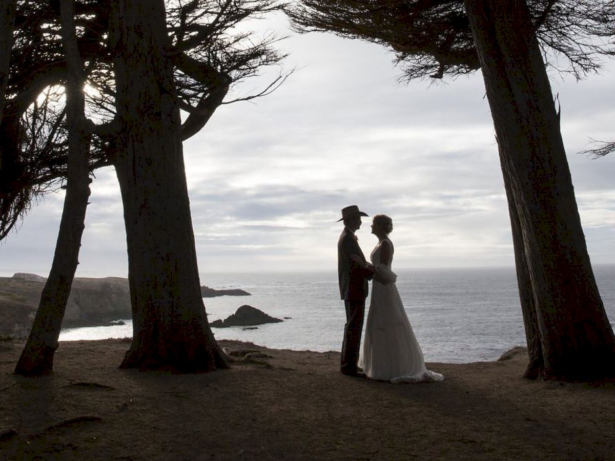 Wedding Venue Mendocino Ocean Views - Agate Cove Inn