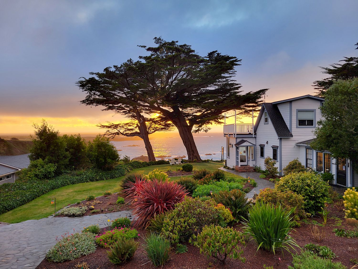 Agate Cove Inn™ Mendocino Bed & Breakfast With Ocean View